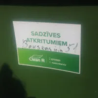 Lautus vide un Clean R - Ļoti slikta atkritumu apsaimniekošana